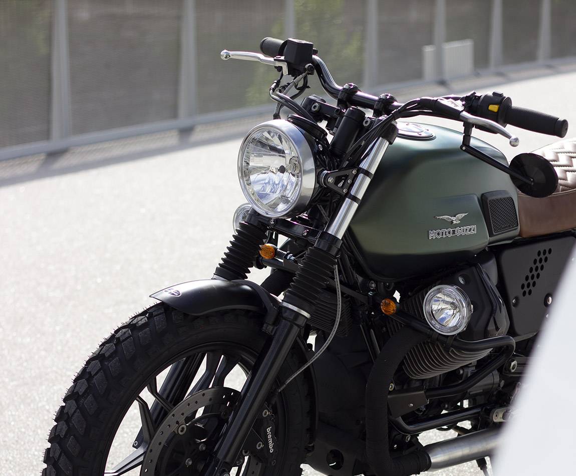 Classic round mirror - Black - Vickers Motorcycle Co. - a Retro Culture ...
