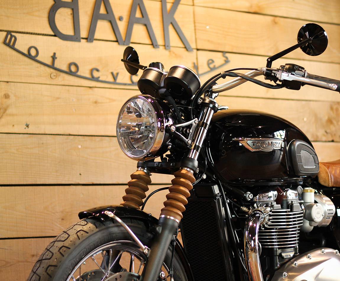 Classic round mirror - Black - Vickers Motorcycle Co. - a Retro Culture ...